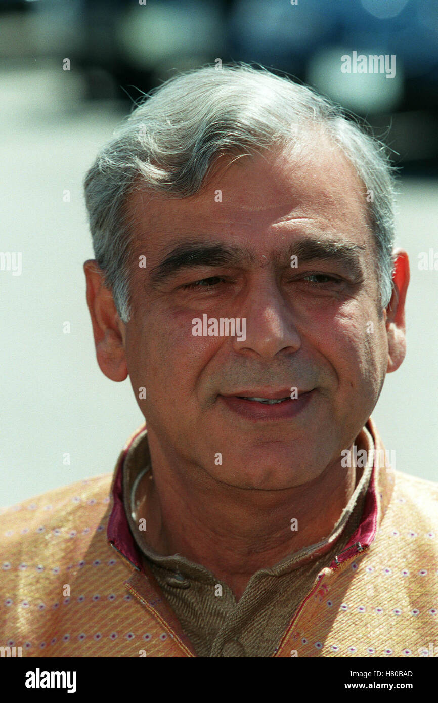 ISMAIL MERCHANT LOS ANGELES USA 27 March 1999 Stock Photo - Alamy