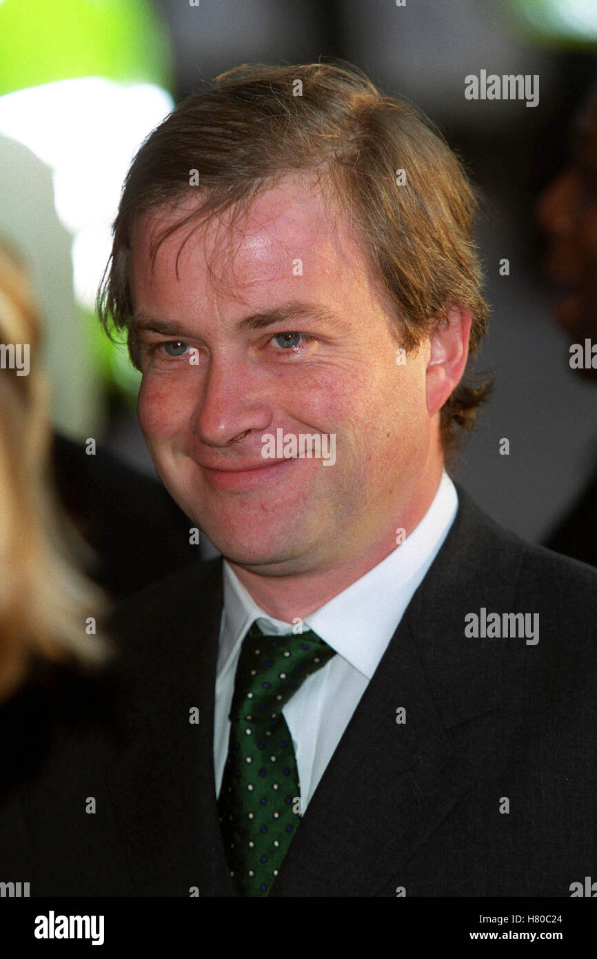 Harry enfield hi-res stock photography and images - Alamy