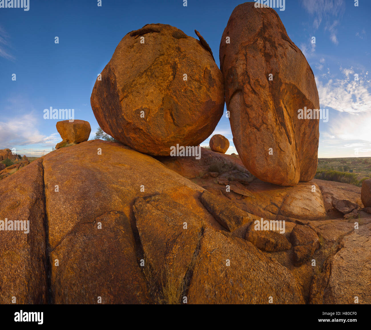 Granite boulders, Devils Marbles Conservation Reserve, Northern ...