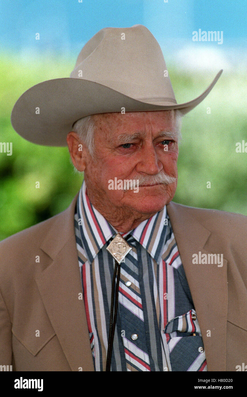 Farnsworth hi-res stock photography and images - Alamy