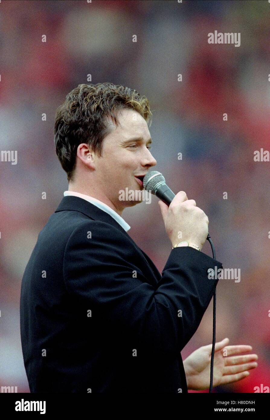 RUSSELL WATSON OPERA SINGER OLD TRAFFORD MANCHESTER ENGLAND 16 May 1999 ...