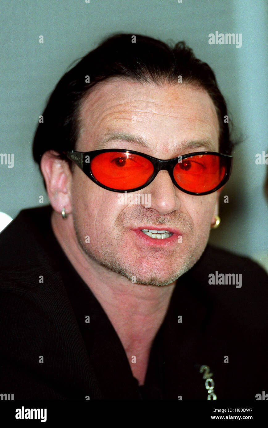 Bono sunglasses hi-res stock photography and images - Alamy