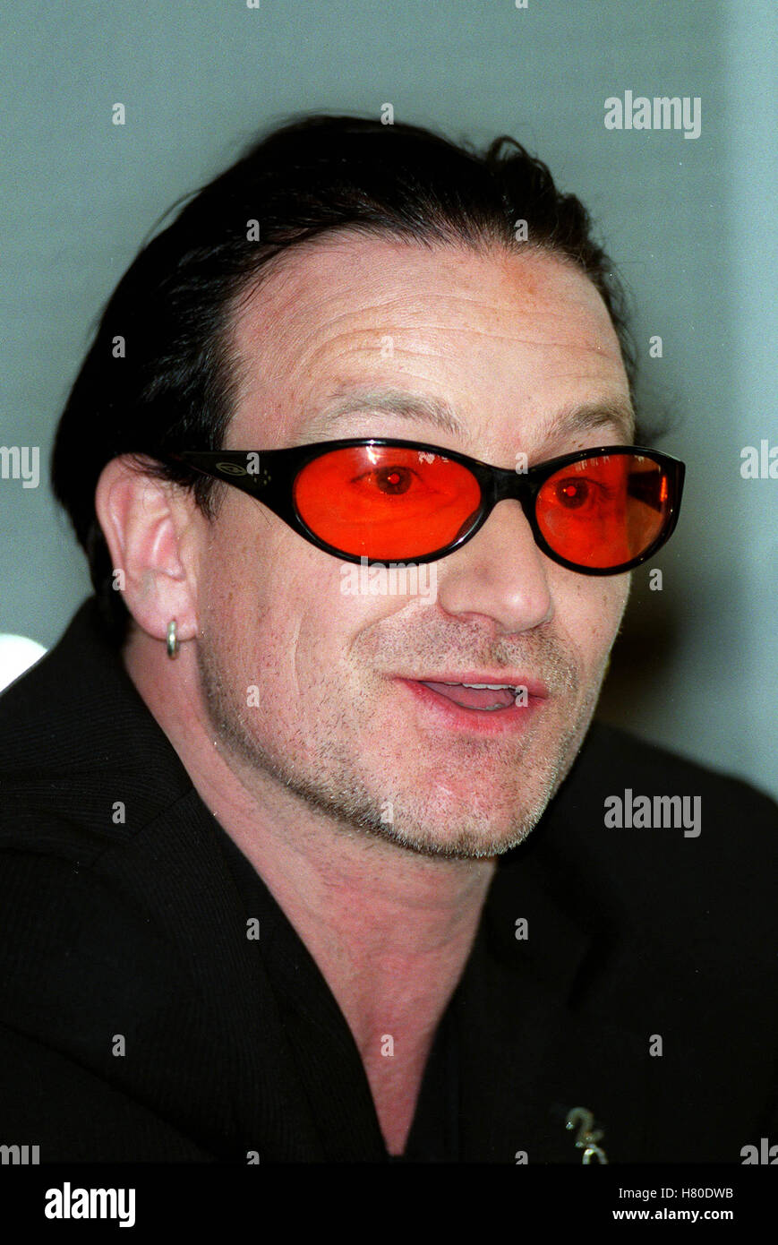 BONO 21 June 1999 Stock Photo - Alamy
