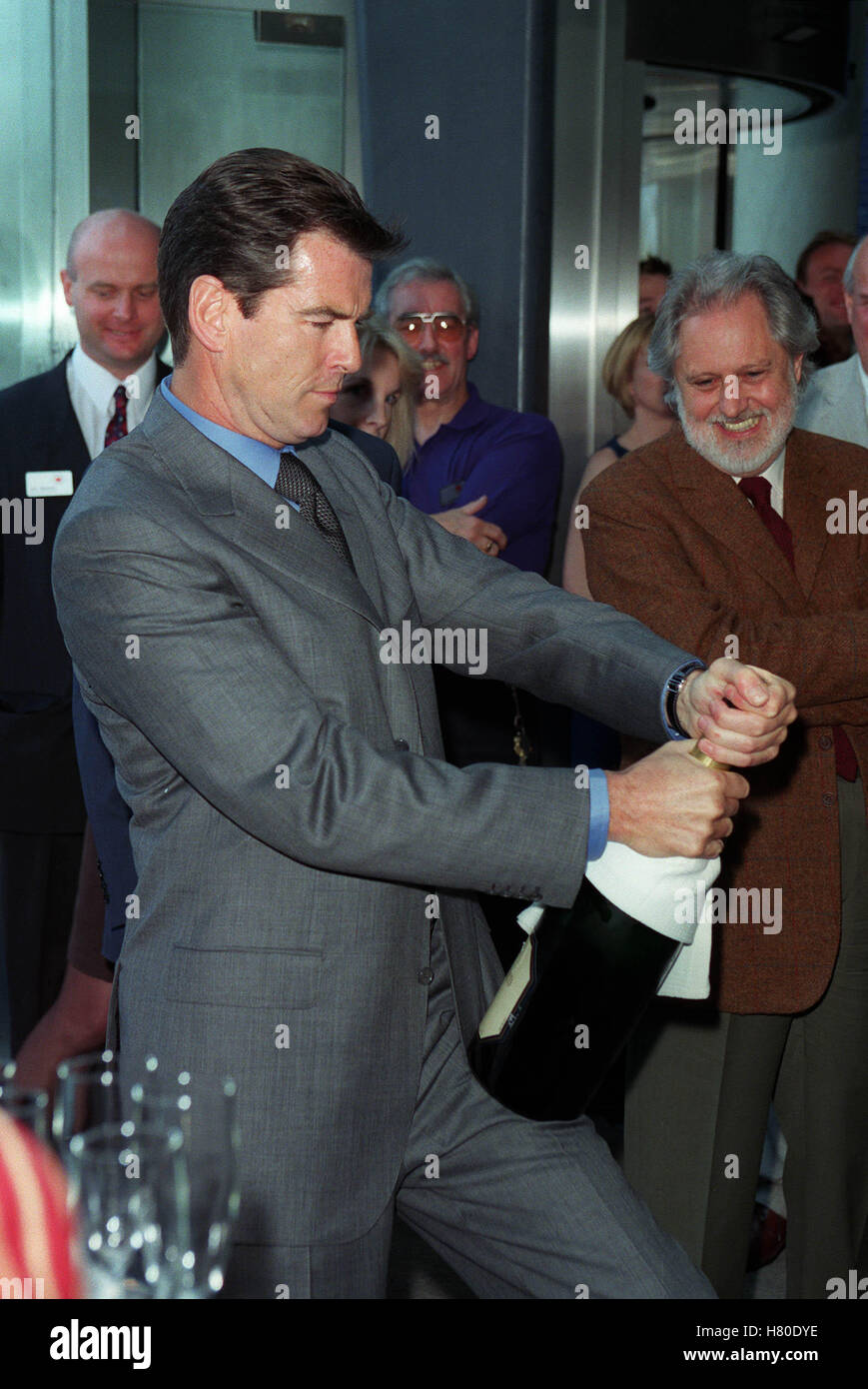 Perforar Brosnan 1999