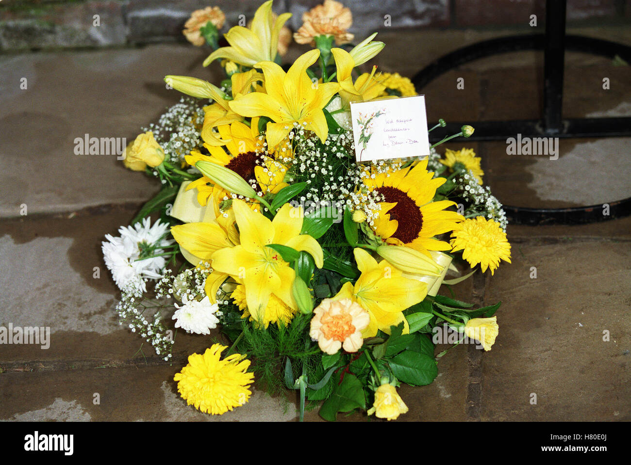 FRED FEAST MEMORIAL FLOWERS 26 June 1999 Stock Photo - Alamy