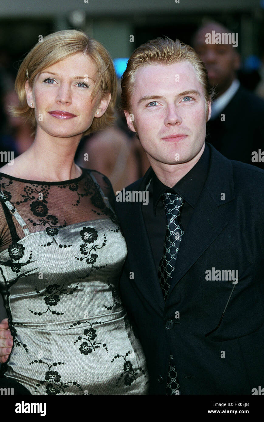RONAN KEATING & WIFE LONDON ENGLAND 20 July 1999 Stock Photo - Alamy
