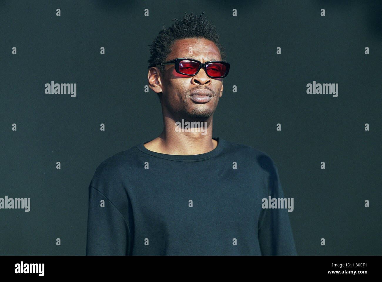 Massive attack 1999 hi-res stock photography and images - Alamy