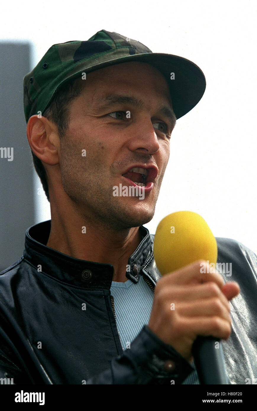 James tim booth 1999 hi-res stock photography and images - Alamy