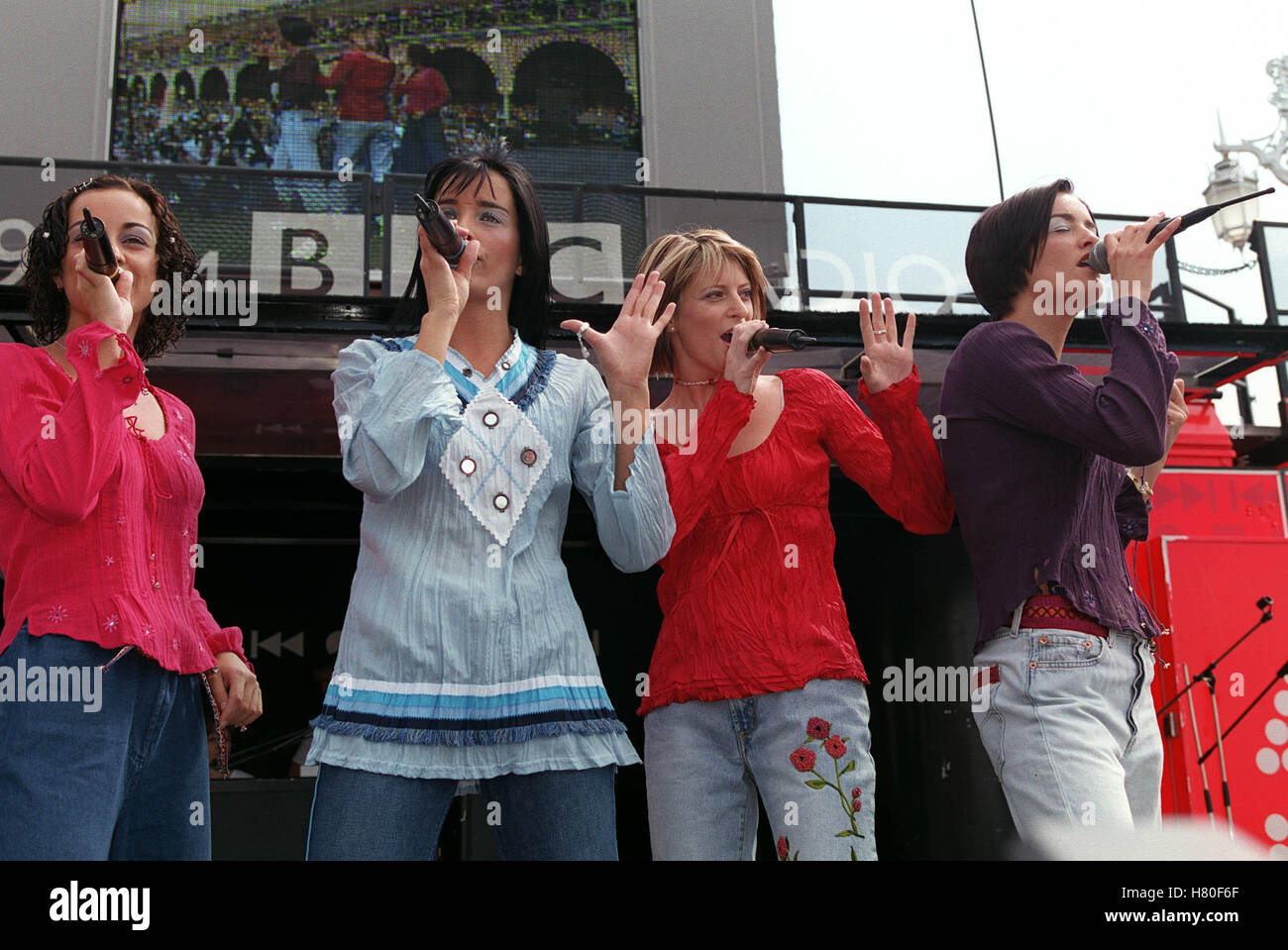 BEWITCHED POP GROUP 27 August 1999 Stock Photo - Alamy