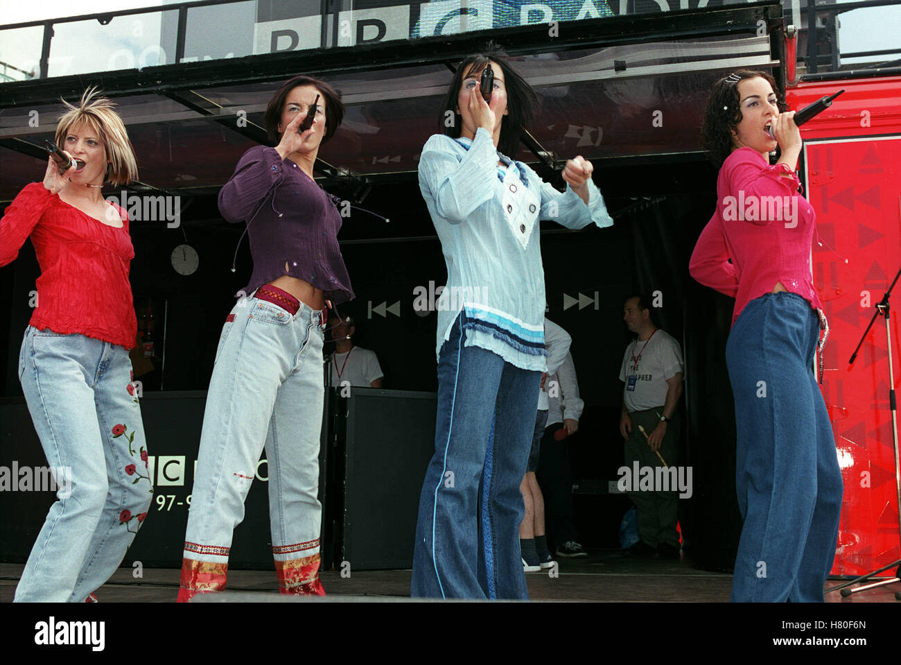 BEWITCHED POP GROUP 27 August 1999 Stock Photo - Alamy