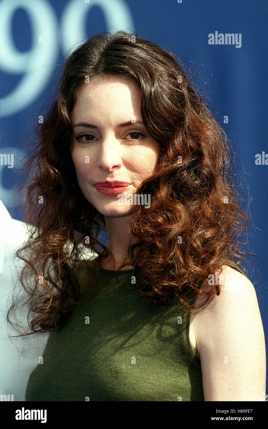 Madeleine Stowe's Instagram, Twitter & Facebook on IDCrawl