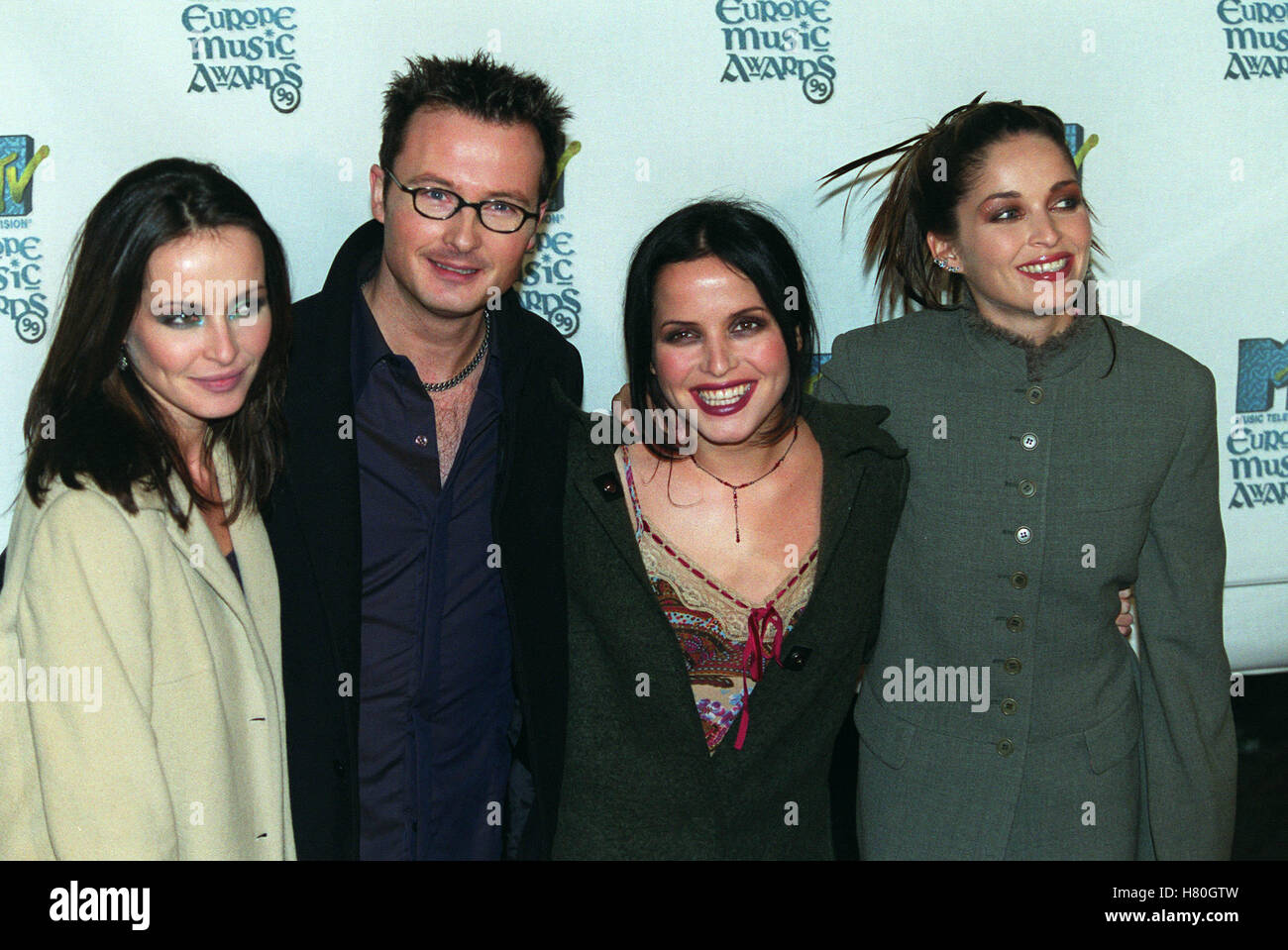 The corrs hi-res stock photography and images - Alamy