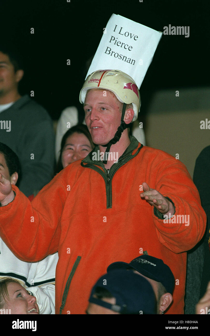 Bond fan 23 november 1999 funny hi-res stock photography and images - Alamy