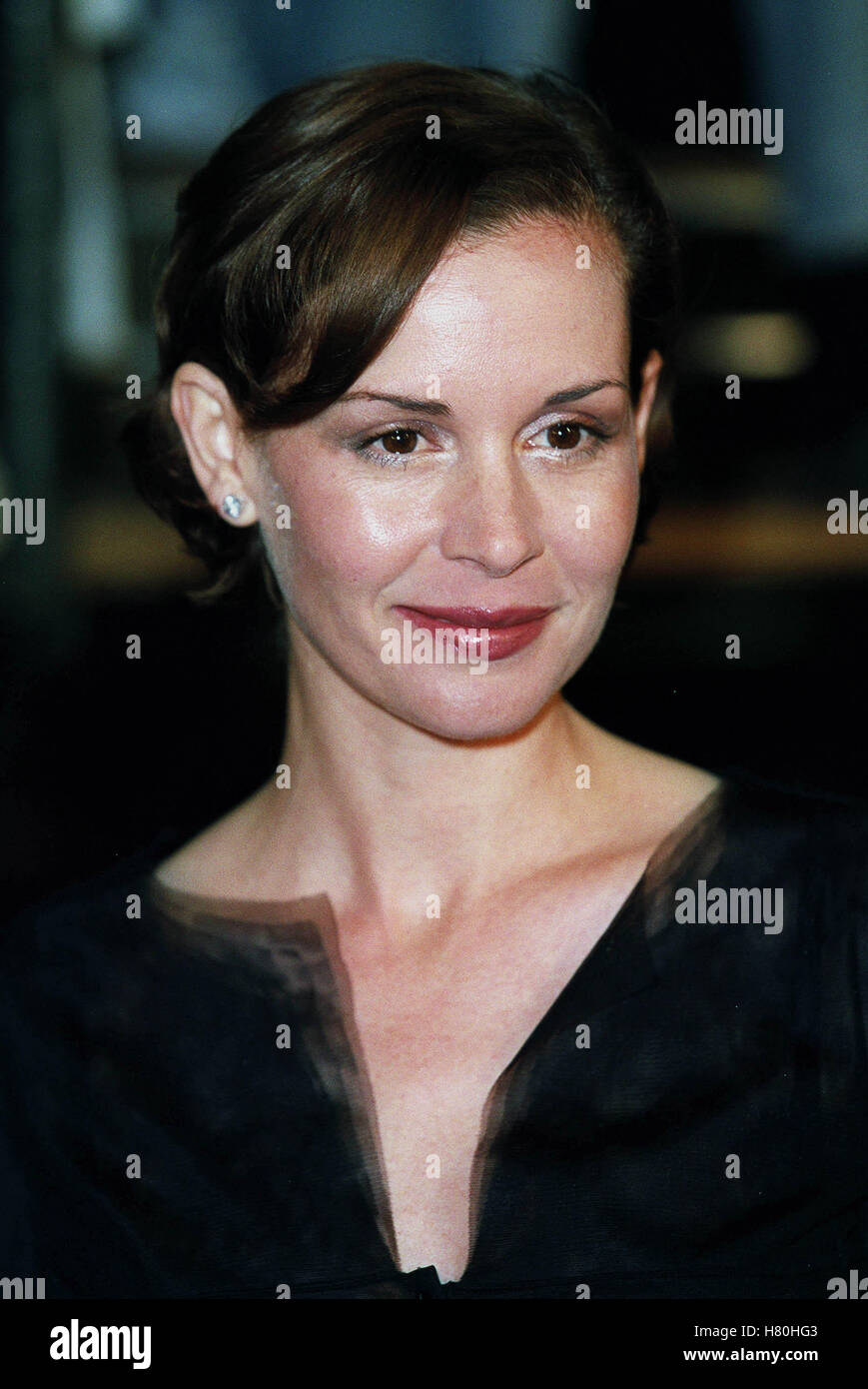EMBETH DAVIDTZ LOS ANGELES USA 16 November 1999 Stock Photo - Alamy
