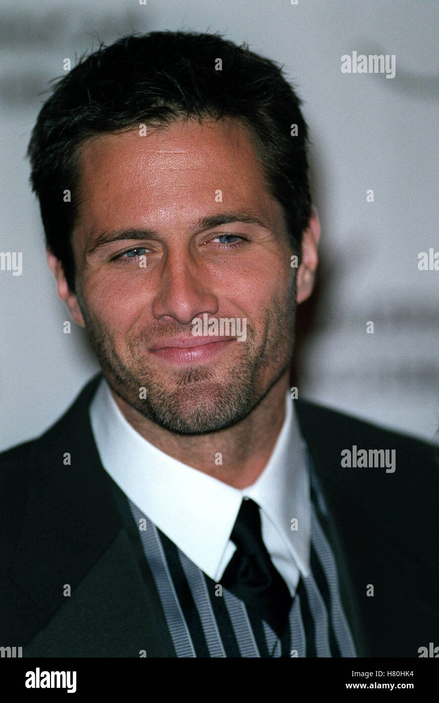 Rob estes hi-res stock photography and images - Alamy