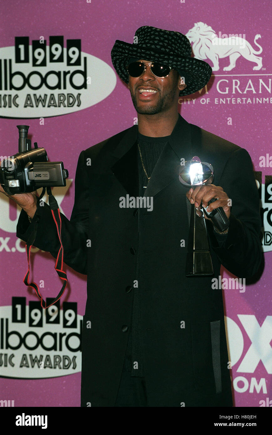 R Kelly Datter Bursdagsfest R Kelly's Karma: A Daughter's Journey