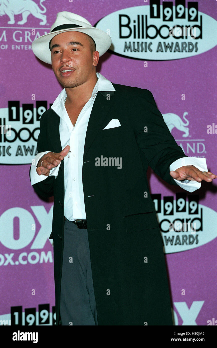 LOU BEGA 13 December 1999 Stock Photo - Alamy