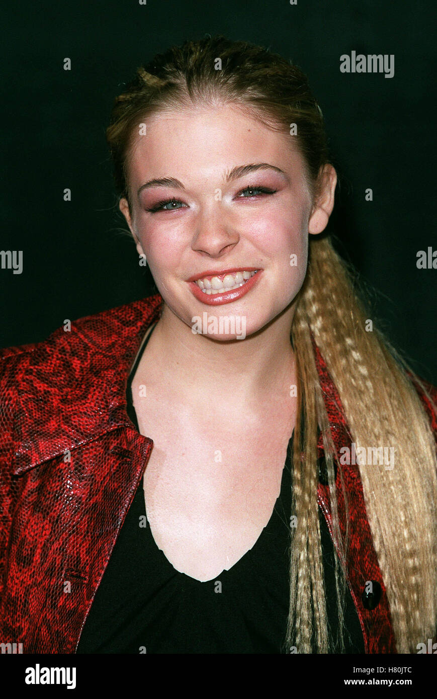 Leann rimes 1999 hi-res stock photography and images - Alamy