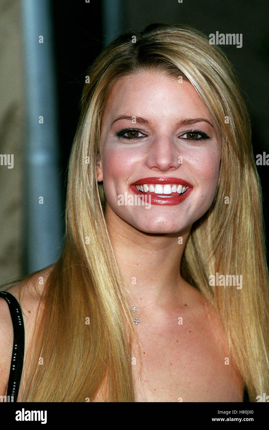 Jessica simpson 1999 hi-res stock photography and images - Alamy