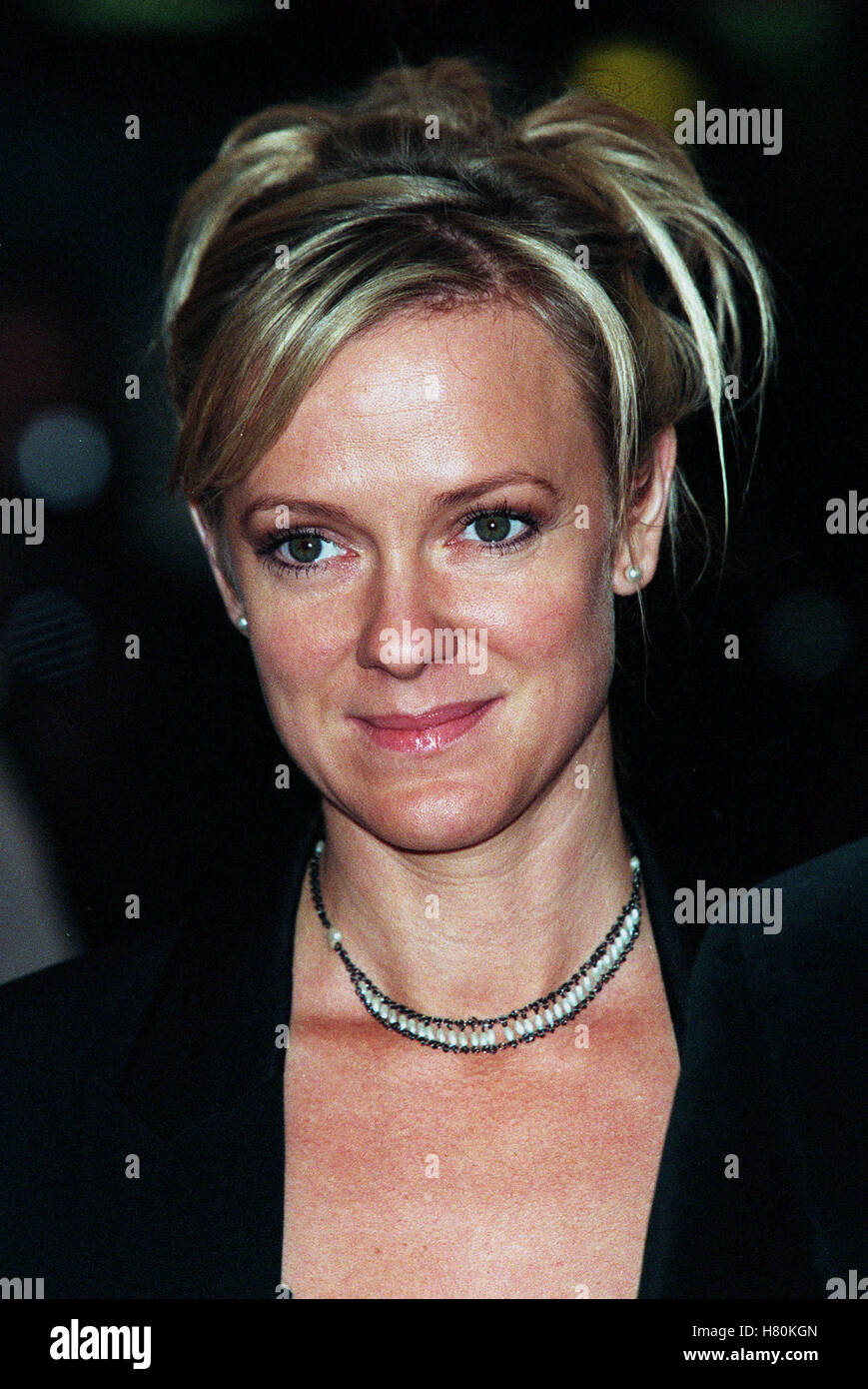 HERMIONE NORRIS LONDON ENGLAND 18 December 1999 Stock Photo - Alamy