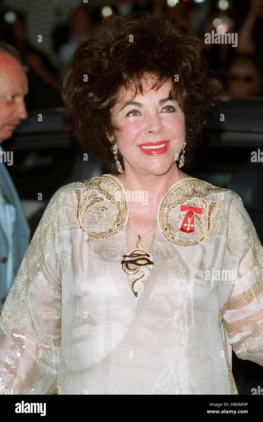 Dame Elizabeth Taylor Stock Photos & Dame Elizabeth Taylor Stock Images ...