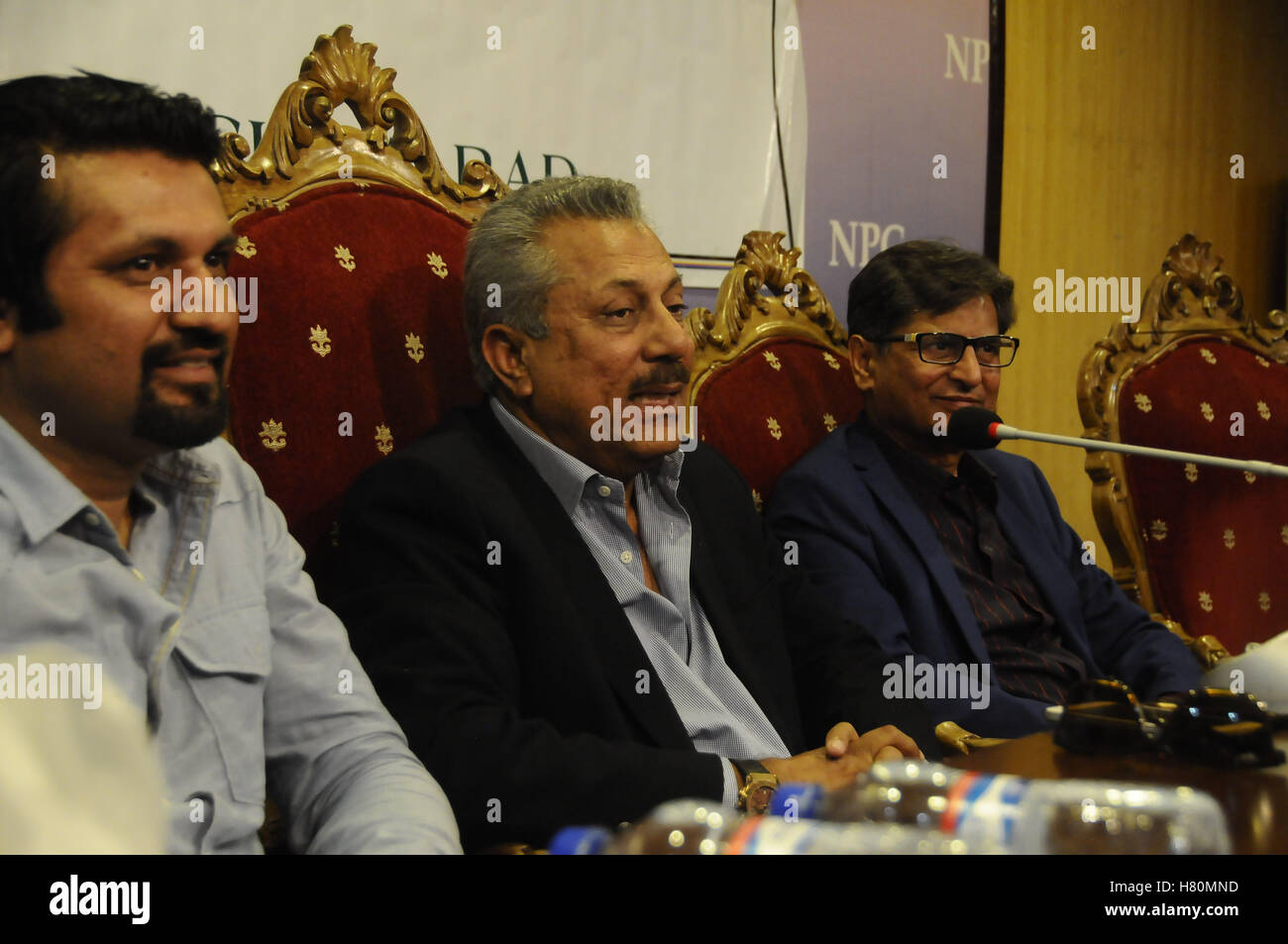 Cricketer zaheer abbas hi-res stock photography and images - Alamy