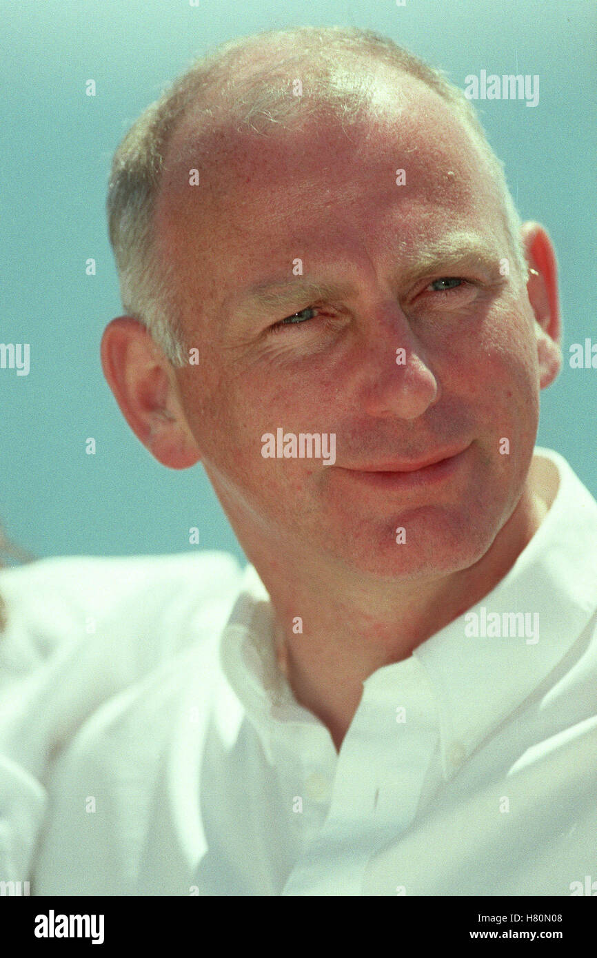 Gary lewis hi-res stock photography and images - Alamy