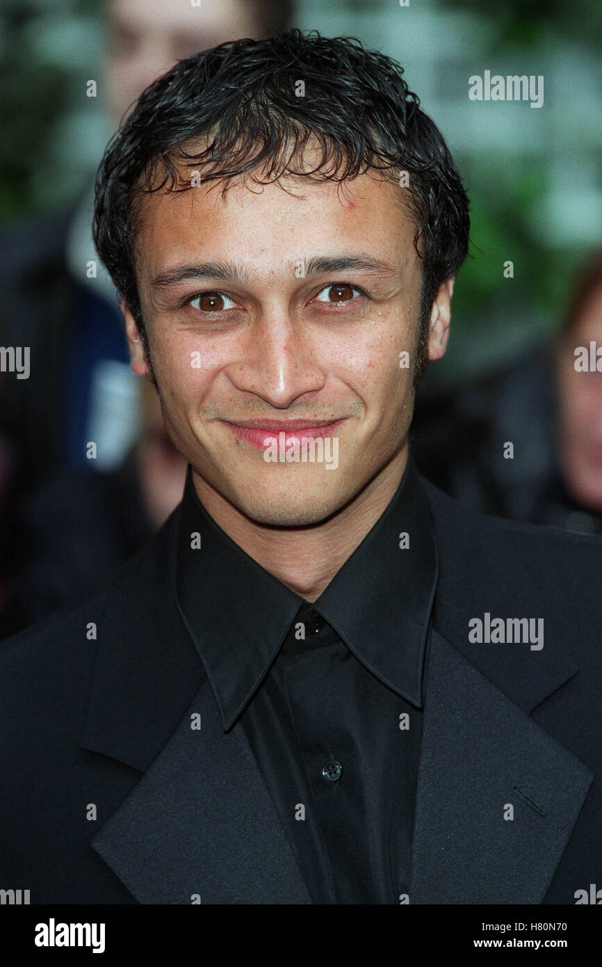 CHRIS BISSON LONDON ENGLAND 30 May 2000 Stock Photo - Alamy