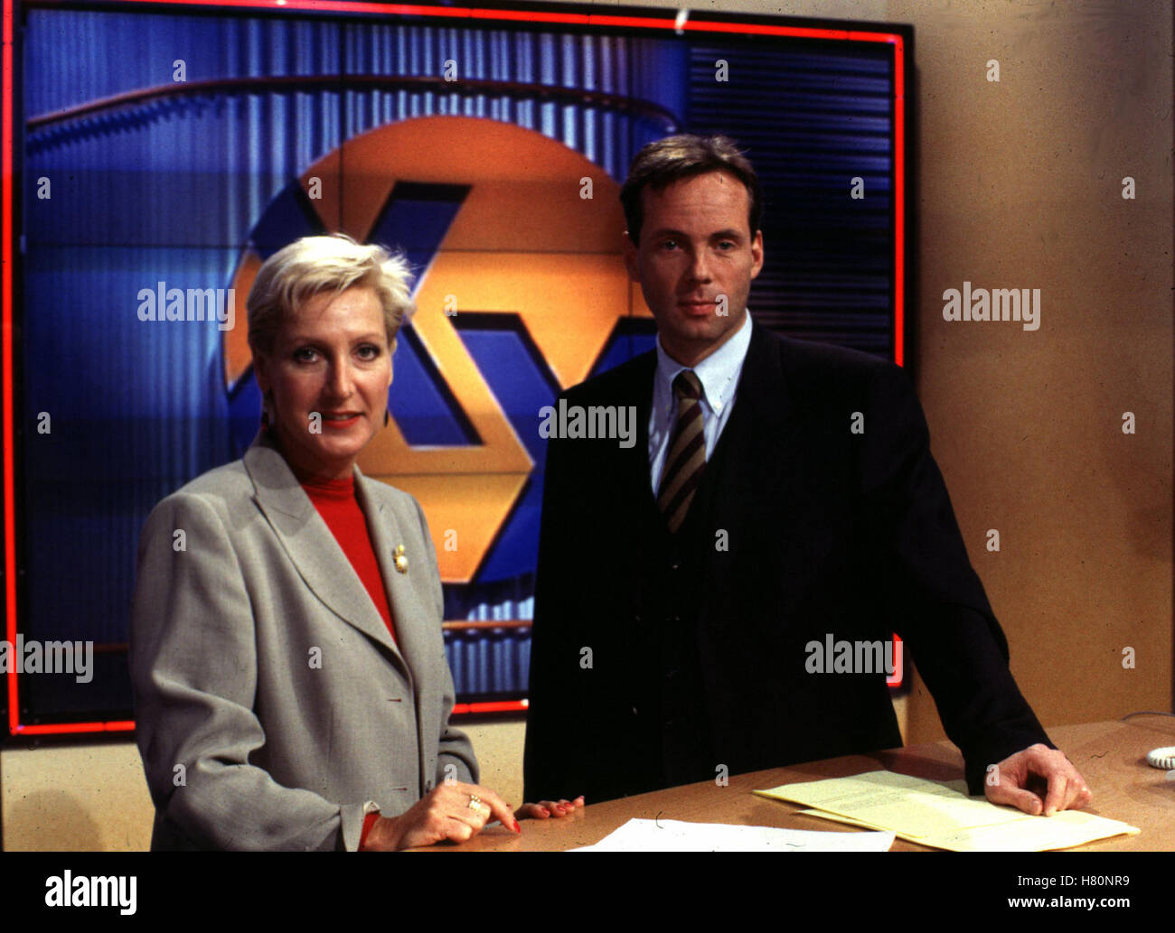 AKTENZEICHEN: XY... ungelöst: 30 Jahre von 1967-1997, SABINE ZIMMERMANN ...