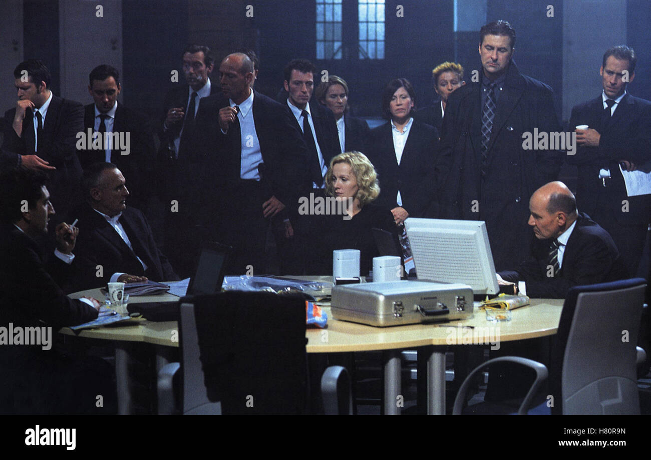 STRAIGHT SHOOTER, D 1999, Regie: Thomas Bohn, DENNIS HOPPER (li), KATJA ...