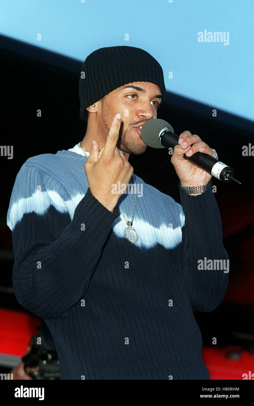 Craig david 2000 hi-res stock photography and images - Alamy