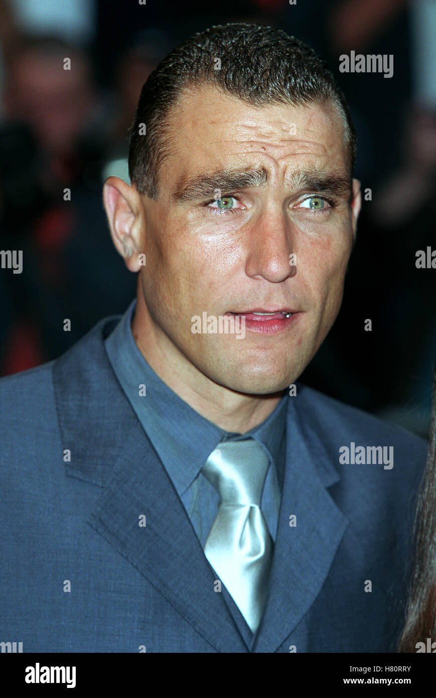 Vinnie jones right hi-res stock photography and images - Alamy