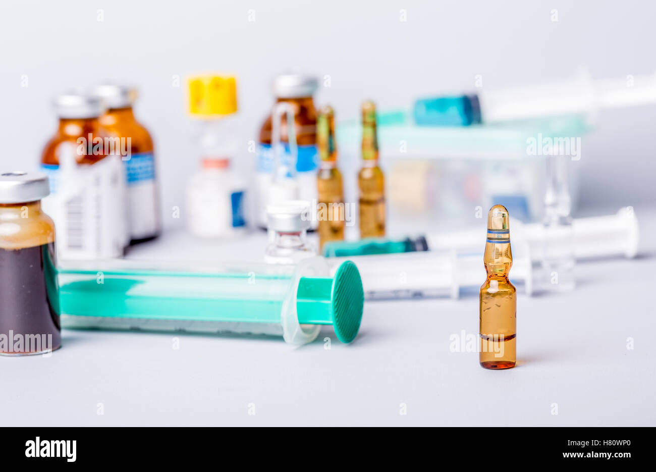 syringes with ampules of drugs Stock Photo - Alamy