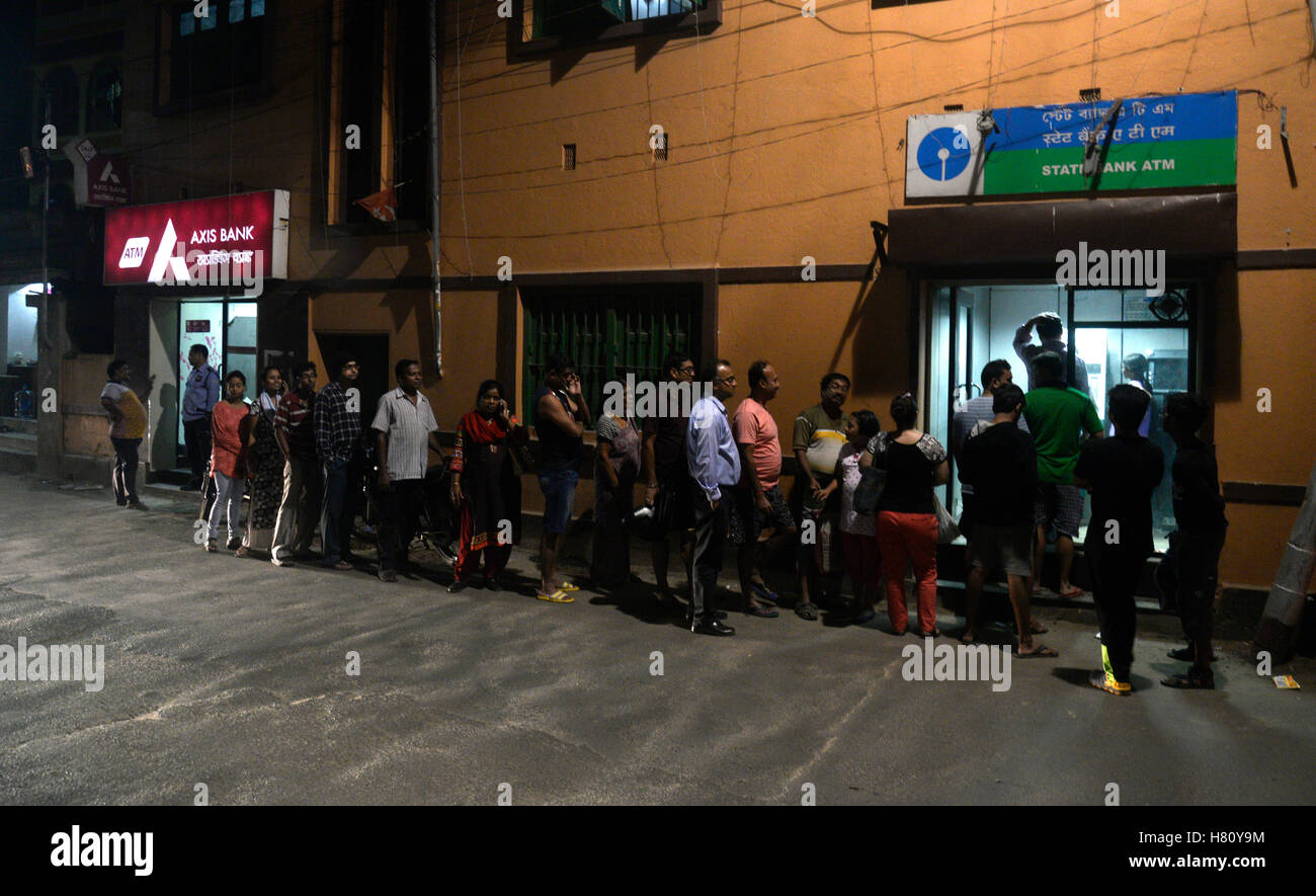 Indian bank counter hi-res stock photography and images - Alamy