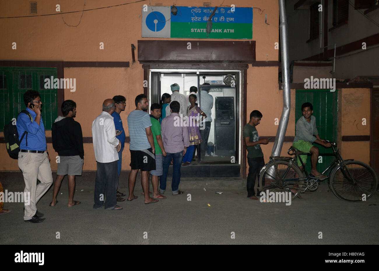 Indian bank counter hi-res stock photography and images - Alamy
