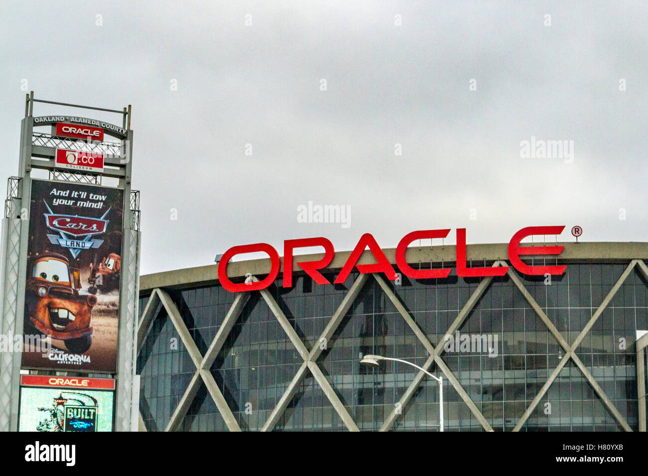 Oracle Arena Outside