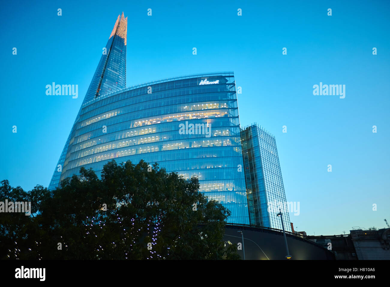 News building shard hi-res stock photography and images - Alamy