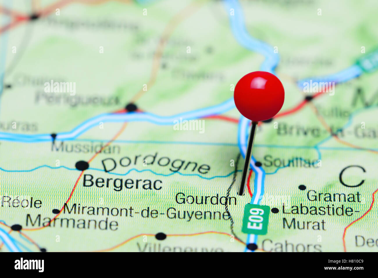 Gourdon pinned on a map of France Stock Photo - Alamy