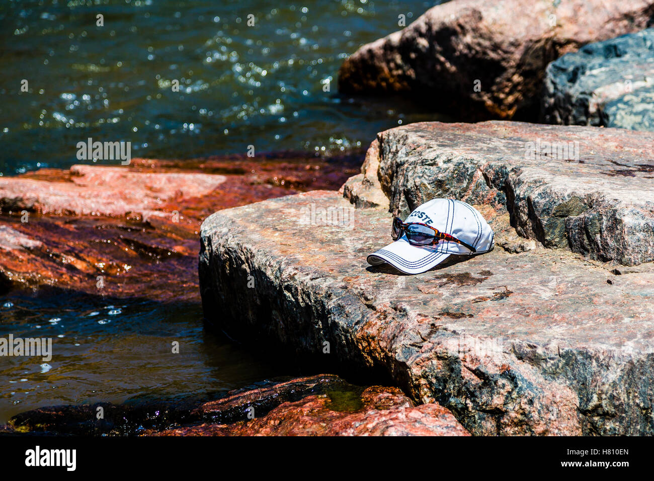 River hat hi-res stock photography and images - Alamy