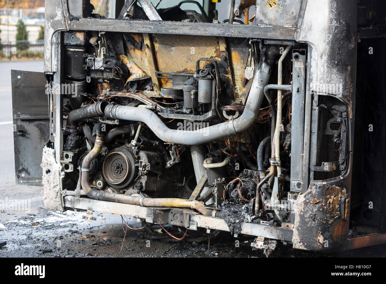 Burnt bus hi-res stock photography and images - Alamy