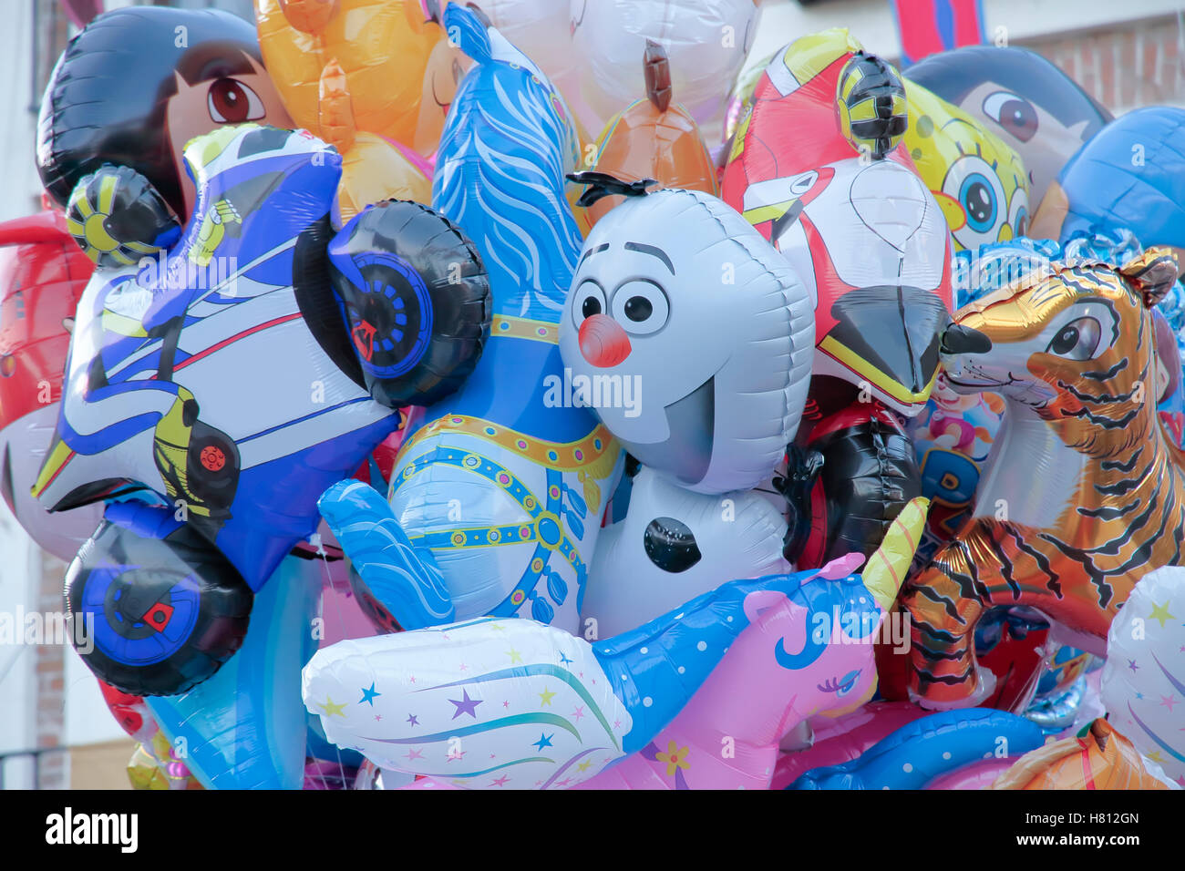 Balloons different shapes hi-res stock photography and images - Alamy