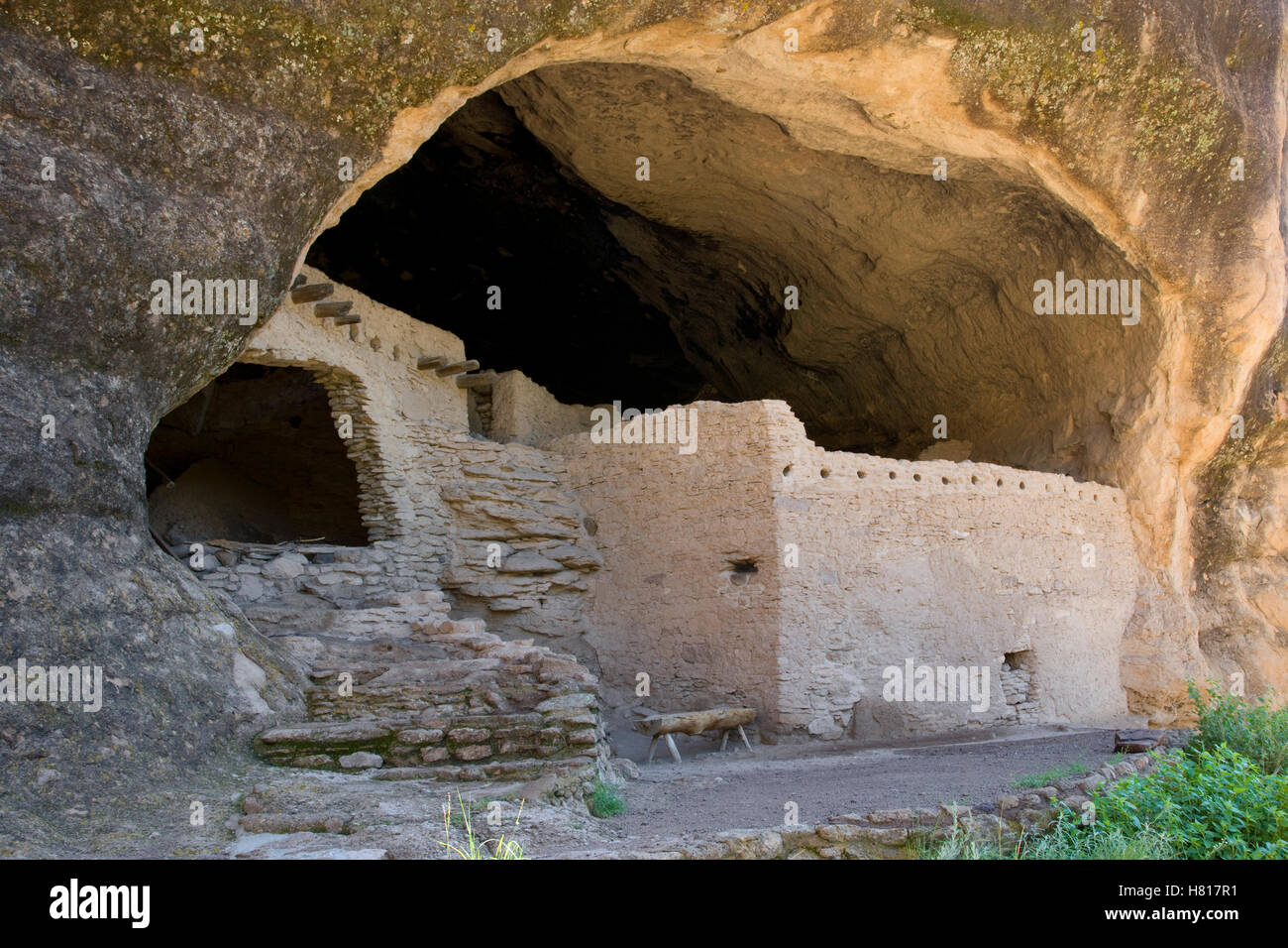 Native American ruins, Gila Cliff Dwellings National Monument, New ...
