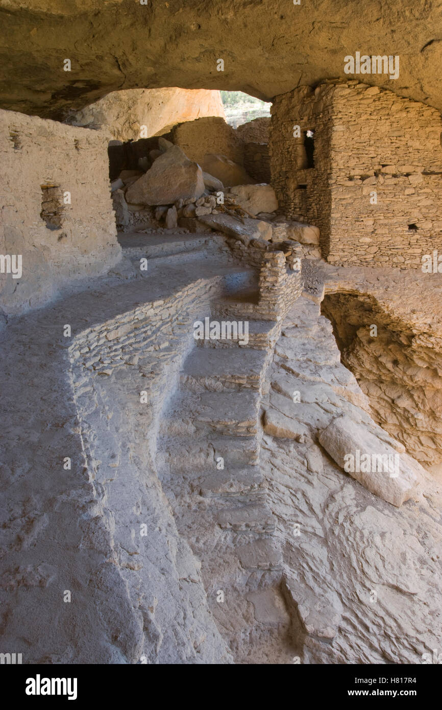 Native American ruins, Gila Cliff Dwellings National Monument, New ...
