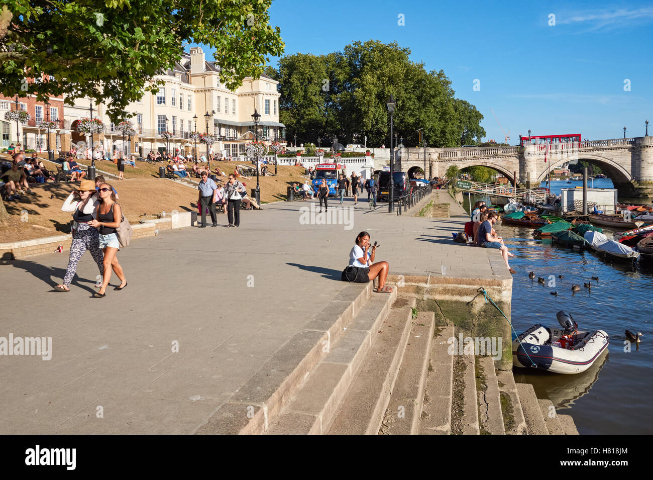 People enjoying sunny day on Richmond Riverside, London England United ...