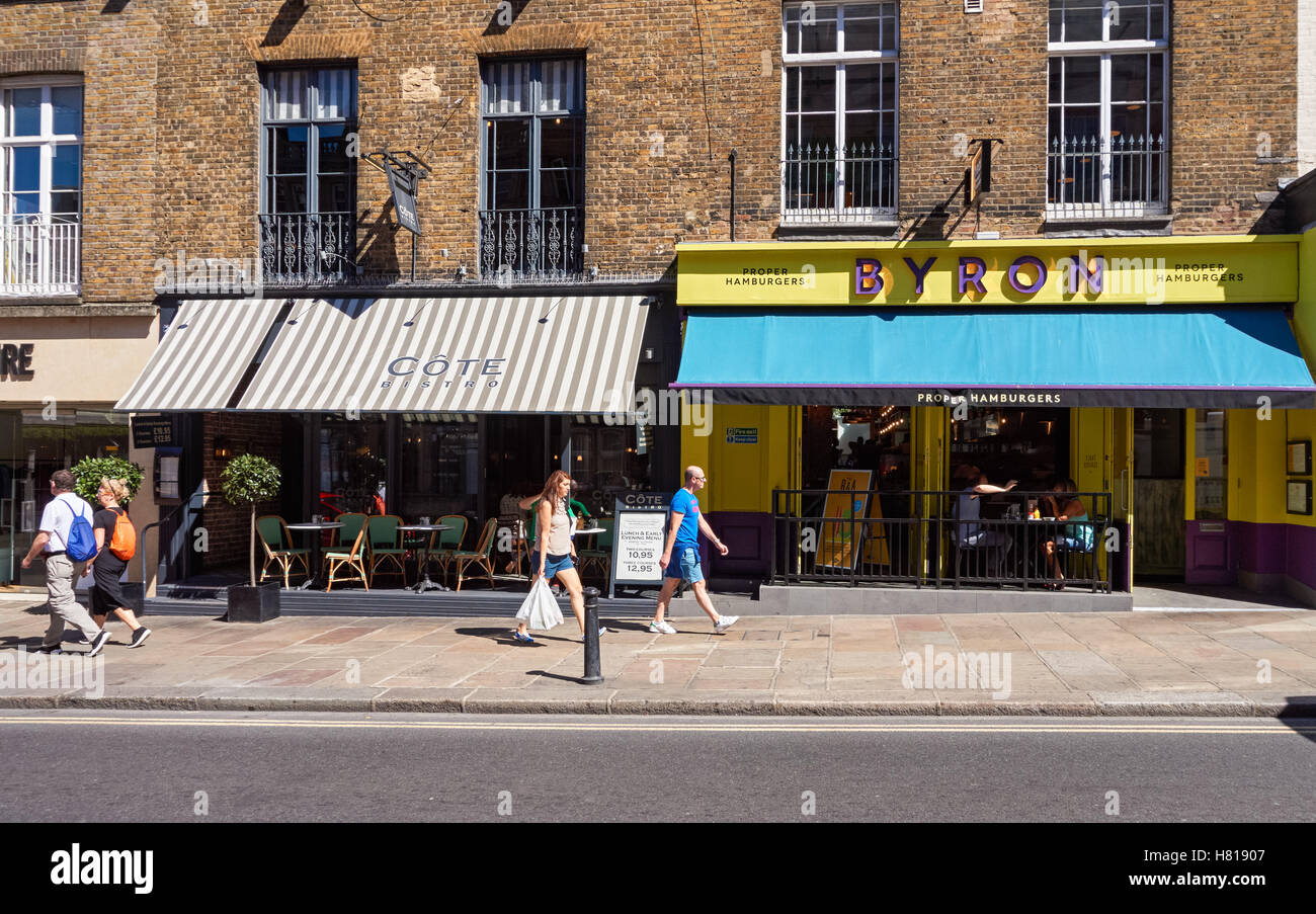 Richmond high street hi-res stock photography and images - Alamy