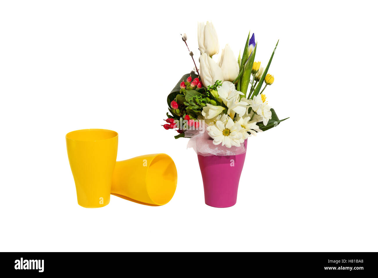 Flower bouquet composition for the holiday, spring bouquet of flowers ...