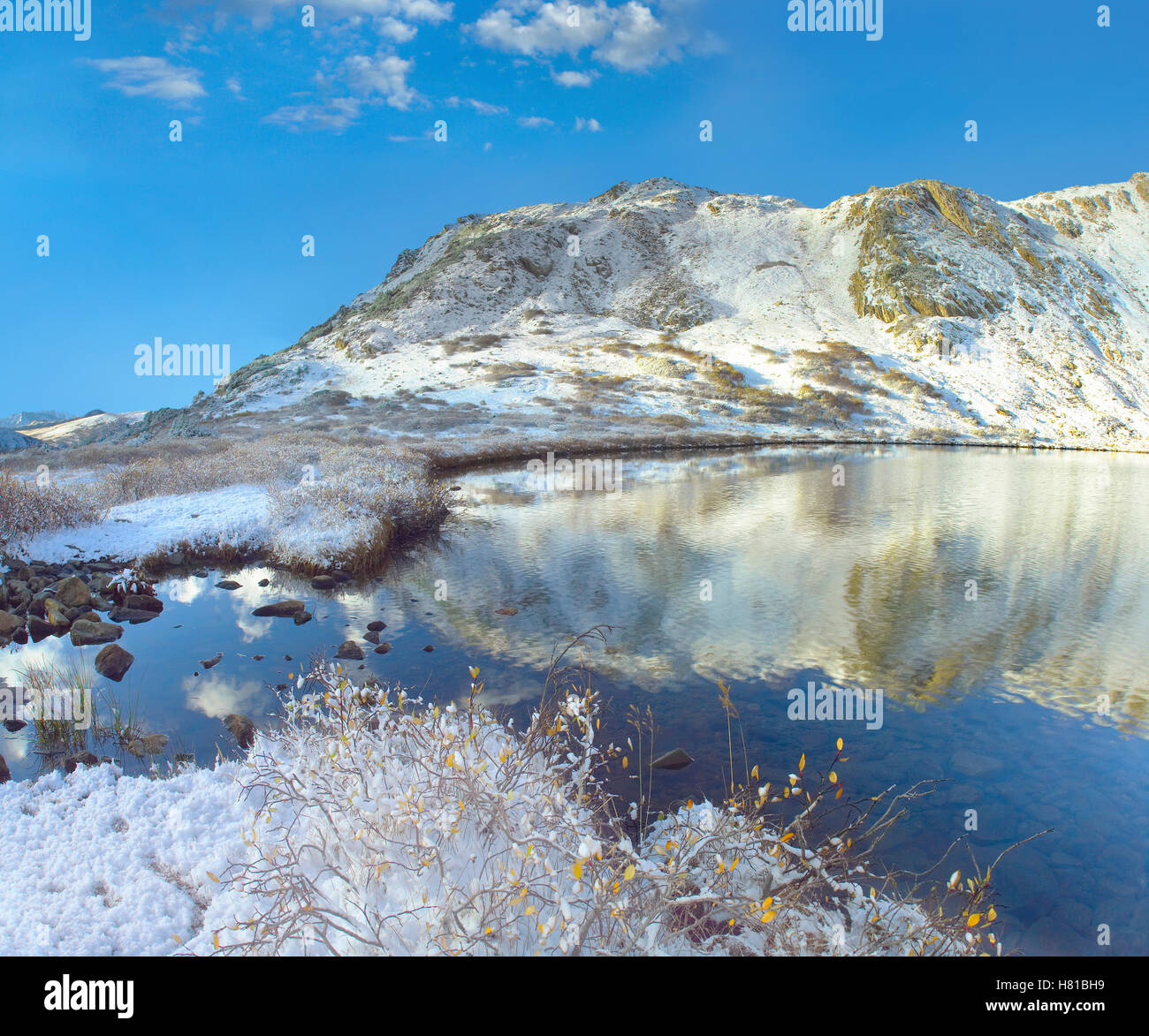 Pond and Geissler Mountain, Linkins Lake, Colorado Stock Photo - Alamy