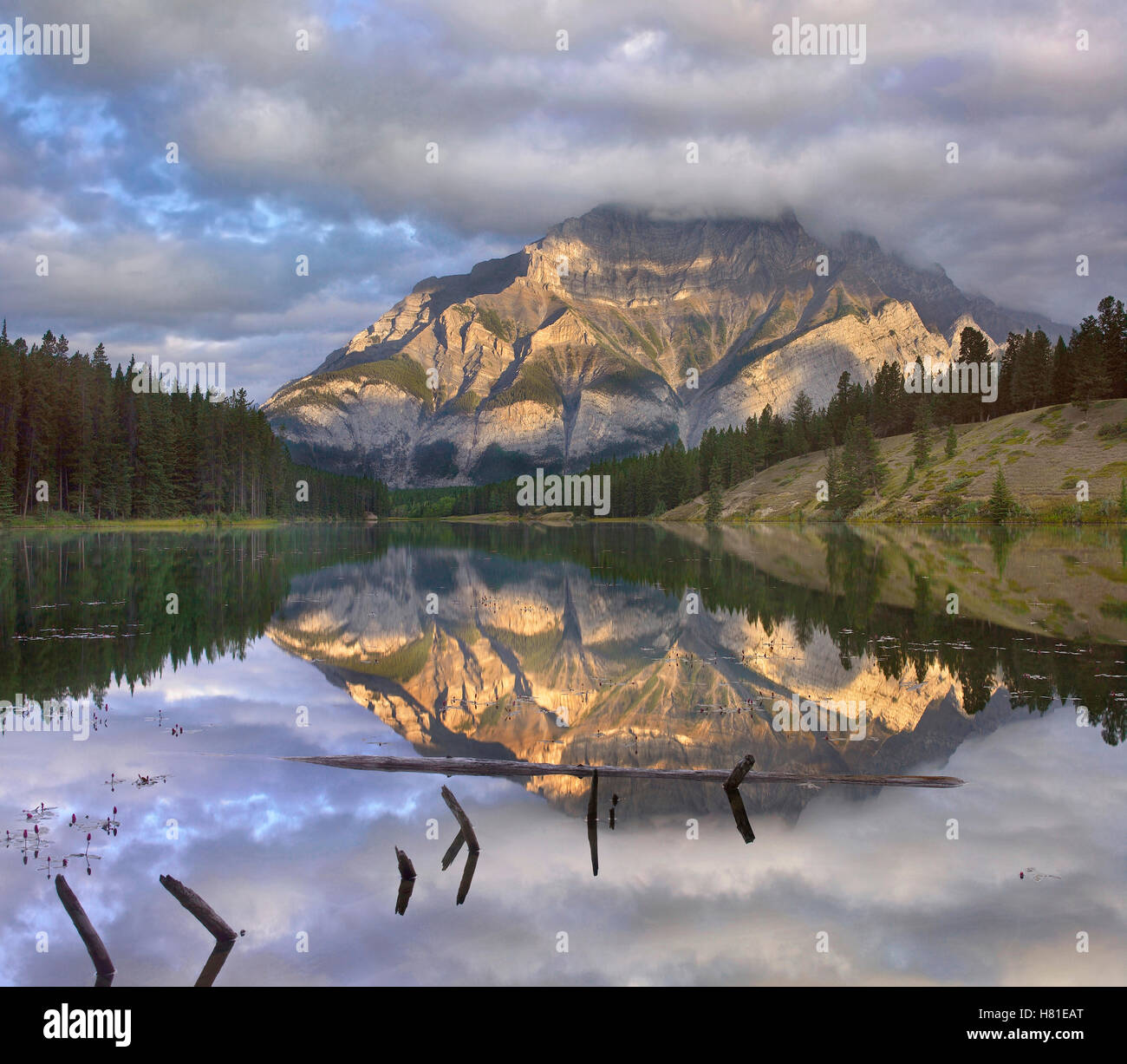 Cascade Mountain and Johnson Lake, Banff National Park, Alberta, Canada ...