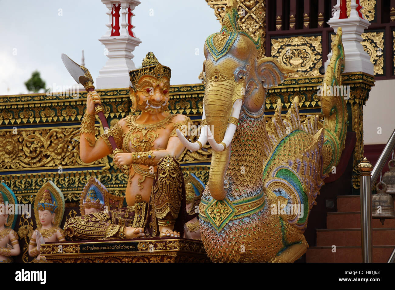 Sculpture, architecture and symbols of Buddhism, Thailand, South East ...