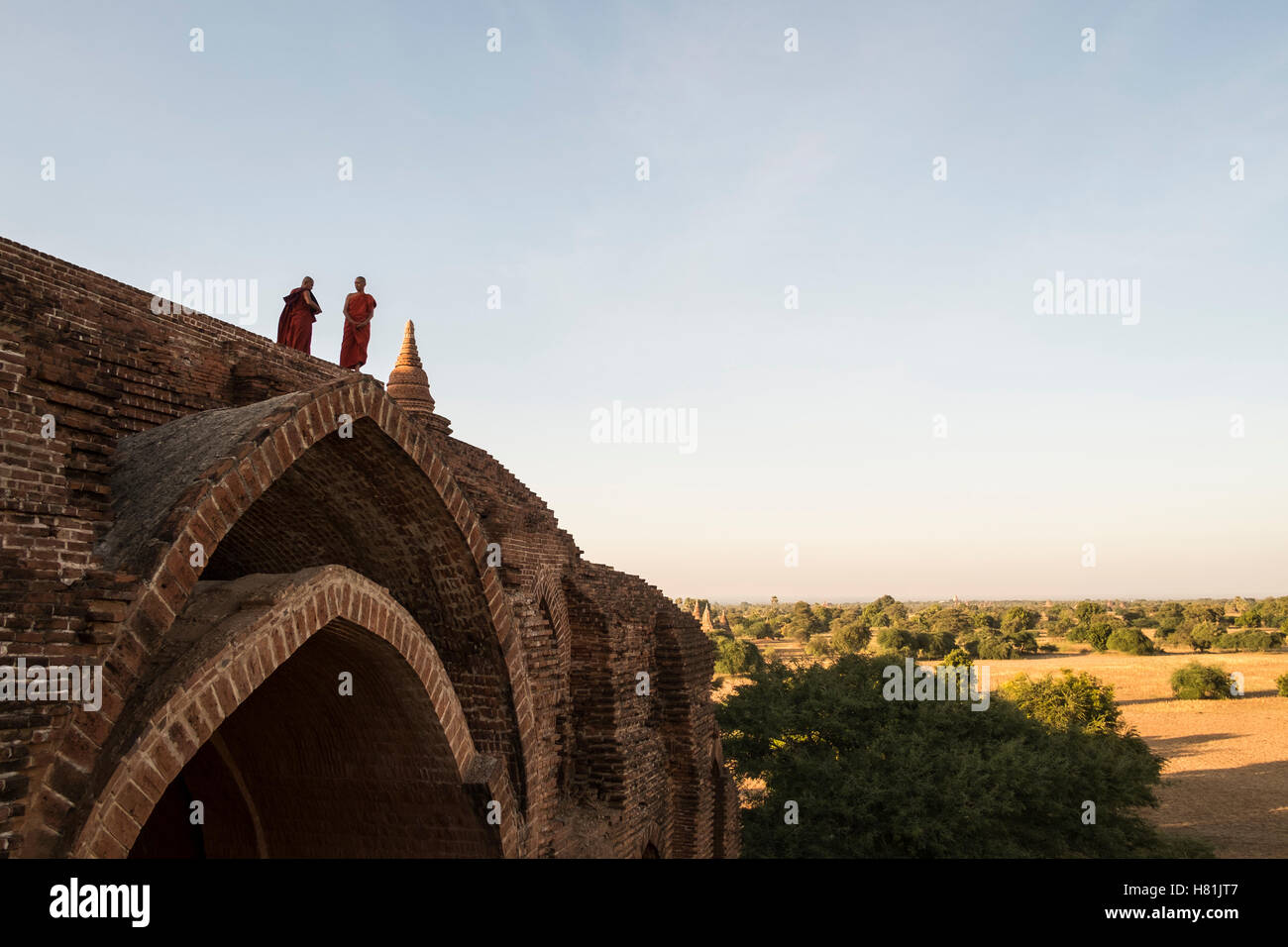 Tourist look out over hi-res stock photography and images - Alamy